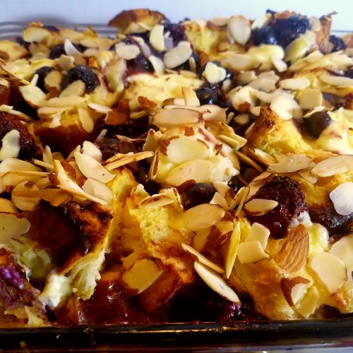 Breakfast Strata with Berries & Mascarpone | GradFood
